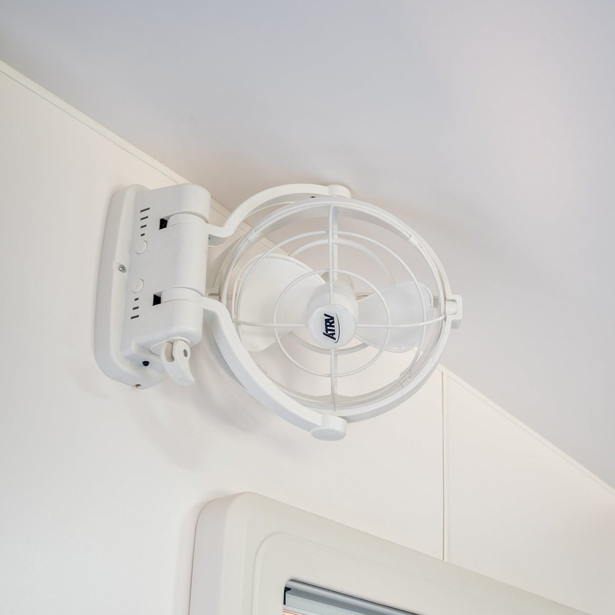 RV & Caravan Interior Fan - Xtend Outdoors